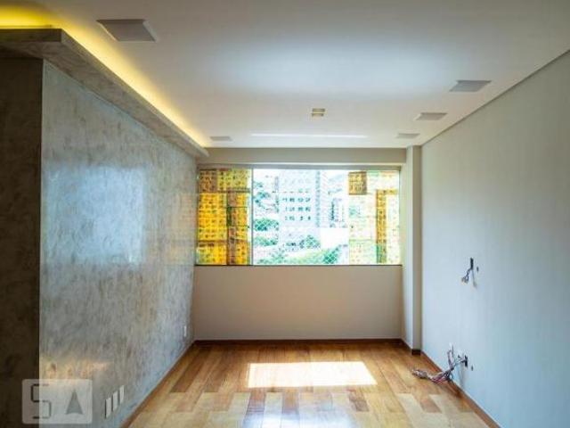 Apartamento à Venda Funcionários, 3 Quartos, 79 m2