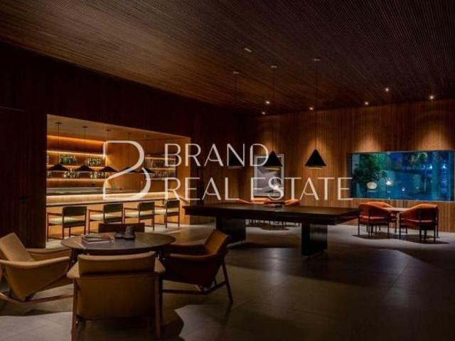 Apartamento á venda Fasano Itaim Bibi, andar alto 288m², 3 suítes, 4 vagas