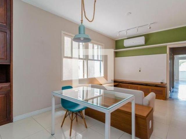 Apartamento à Venda Farroupilha, 2 Quartos, 82 m² Porto Alegre