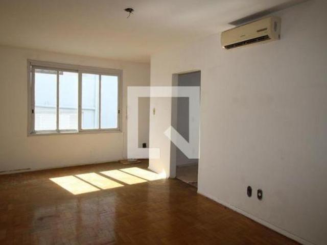 Apartamento à Venda Floresta, 2 Quartos, 70 m² Porto Alegre