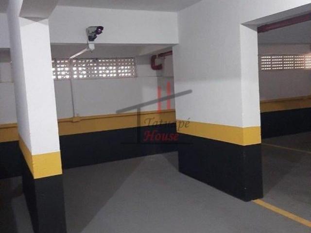 Apartamento à venda frente ao mar 2 dormitórios