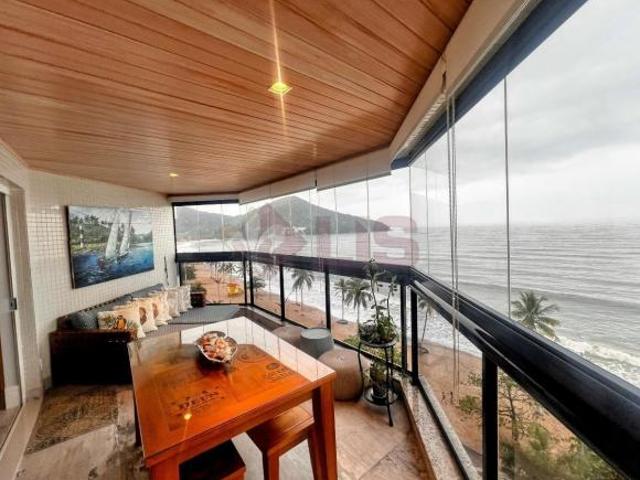 Apartamento à Venda Frente ao Mar Praia Martim de Sá