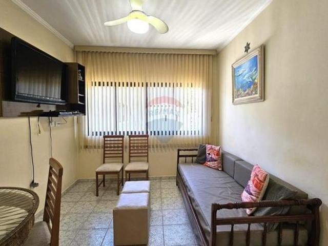 Apartamento à venda Guarujá 2 dormitórios vista lateral para o mar Tombo