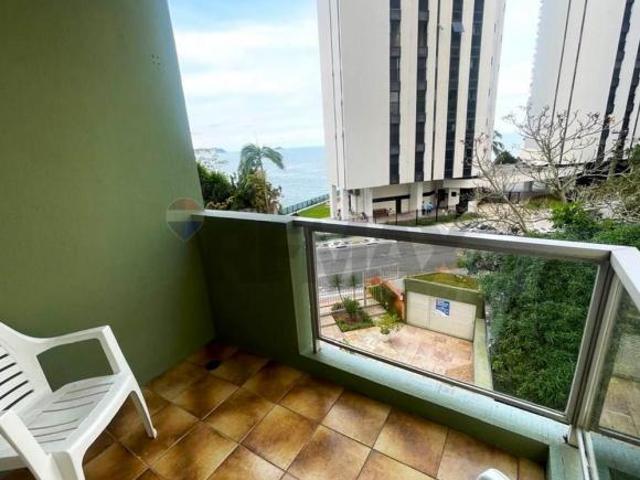 Apartamento a venda Guarujá/SP 1 Quarto Amplo Armário Embutido Frente ao Mar 2 banheiros Varanda Chu