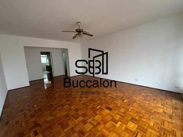 Apartamento à Venda — Gonzaga, Santos | 157 m² • 2 Dorms Original 3 • 200m da Praia