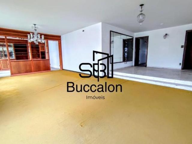 Apartamento à Venda — Gonzaga, Santos/SP | 305 m² • 4 Dormitórios • 2 Suítes • Vista Mar • 2 Vagas