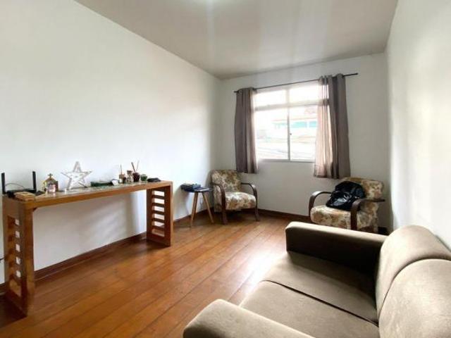 Apartamento à Venda Graça, 3 Quartos, 80 m2