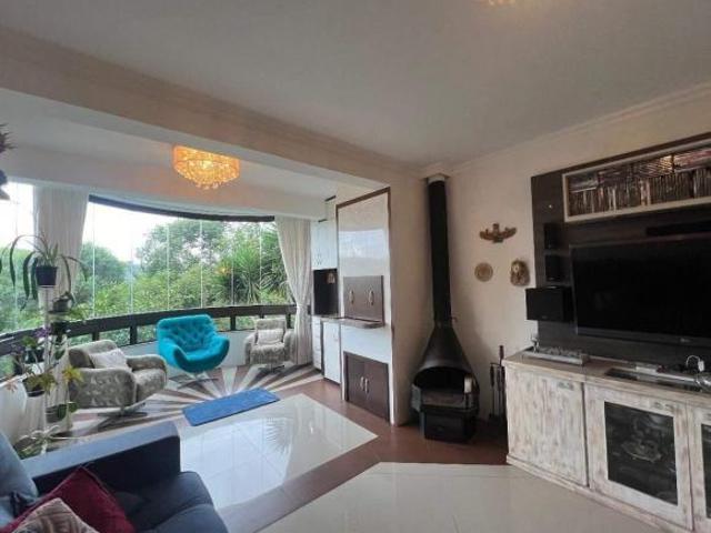 APARTAMENTO À VENDA COM VISTA PARA O VALE