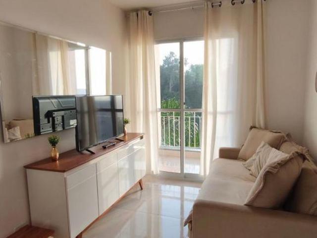 Apartamento à venda Granja Viana 52 m² com 2 dormitórios e 1 banheiro
