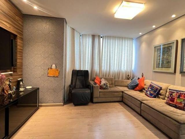 Apartamento à Venda Grajaú, 3 Quartos, 150 m2