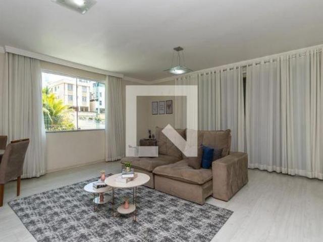 Apartamento à Venda Heliópolis, 3 Quartos, 200 m² Belo Horizonte