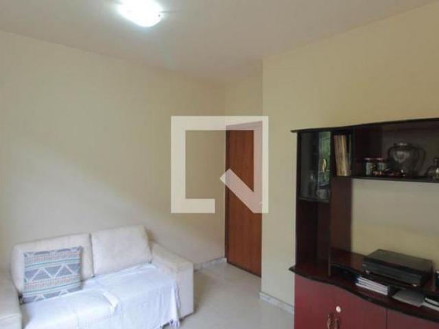 Apartamento à Venda Heliópolis, 3 Quartos, 65 m² Belo Horizonte