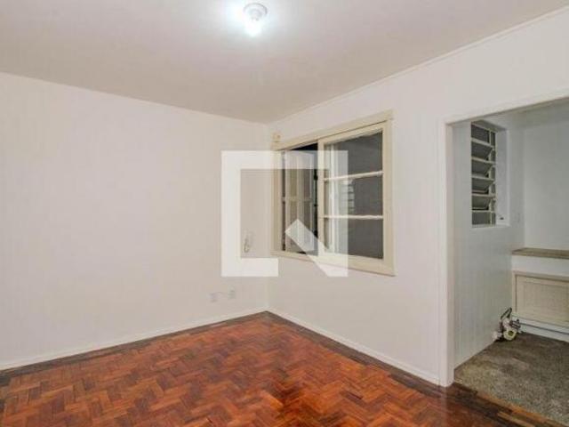 Apartamento à Venda Higienópolis, 1 Quarto, 25 m² Porto Alegre