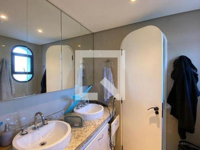 Apartamento à Venda Higienópolis, 3 Quartos, 136 m2