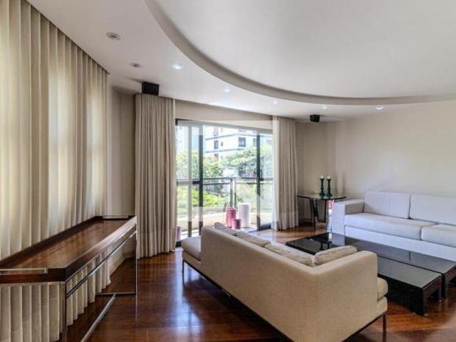 Apartamento à Venda Higienópolis, 3 Quartos, 160 m2