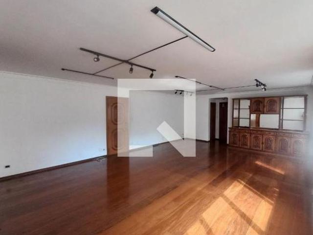 Apartamento à Venda Higienópolis, 3 Quartos, 209 m2