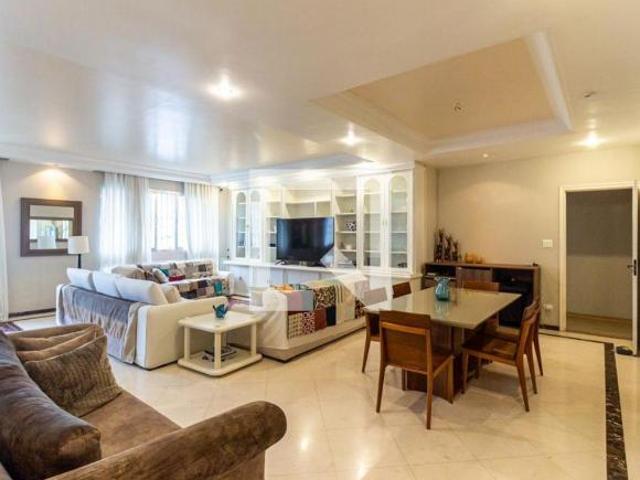 Apartamento à Venda Higienópolis, 3 Quartos, 220 m2