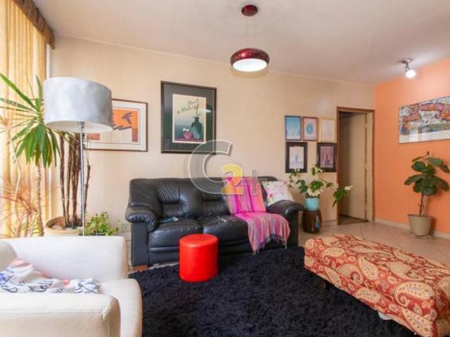 Apartamento à venda Higienópolis com 3 quartos, 1 suíte, 1 vaga
