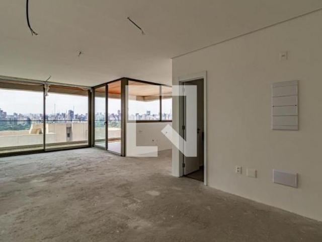 Apartamento à Venda Itaim Bibi, 3 Quartos, 137 m2