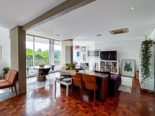 Apartamento à Venda Itaim Bibi, 3 Quartos, 242 m2