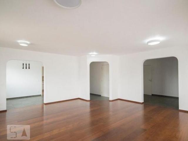 Apartamento à Venda Itaim Bibi, 3 Quartos, 200 m² São Paulo