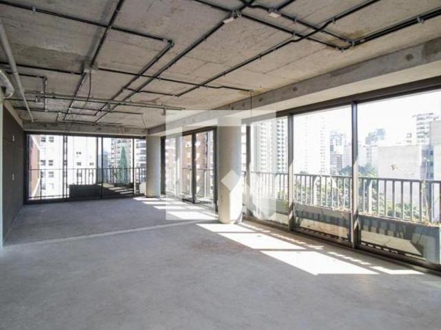 Apartamento à Venda Itaim Bibi, 3 Quartos, 209 m2