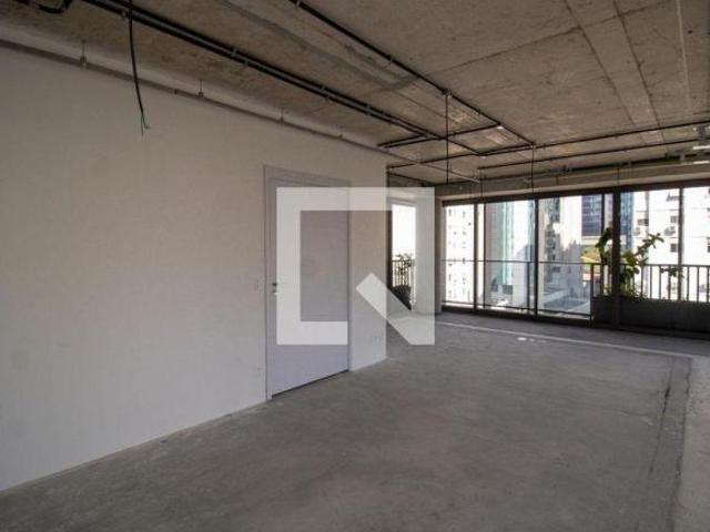 Apartamento à Venda Itaim Bibi, 3 Quartos, 209 m2