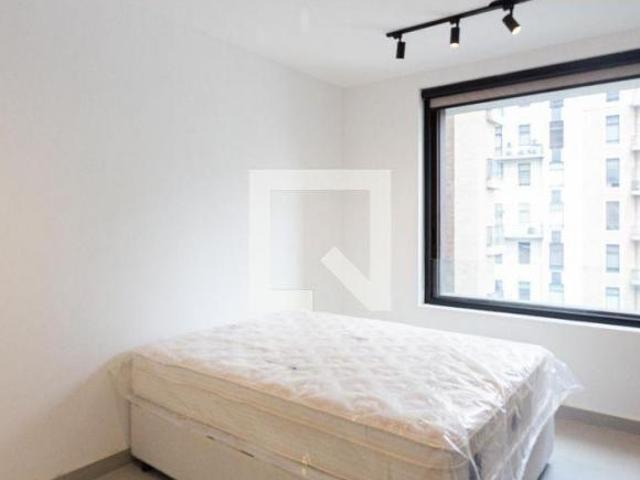 Apartamento à Venda Itaim Bibi, 1 Quarto, 29 m² São Paulo