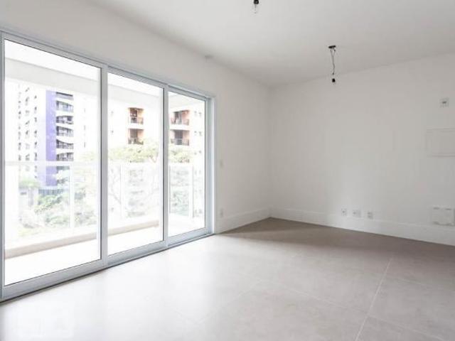 Apartamento à Venda Itaim Bibi, 1 Quarto, 50 m² São Paulo