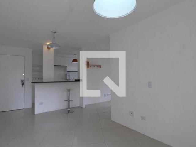 Apartamento à Venda Itaim Bibi, 1 Quarto, 62 m² São Paulo