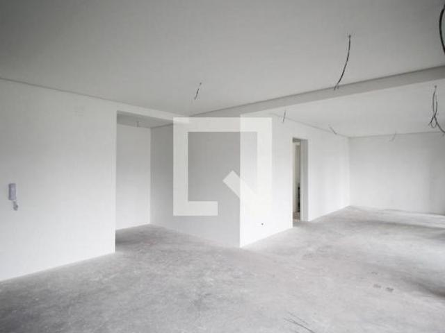 Apartamento à Venda Itaim Bibi, 2 Quartos, 132 m2