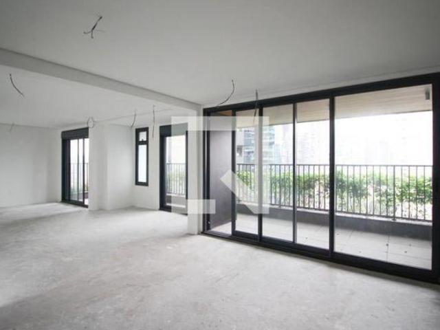 Apartamento à Venda Itaim Bibi, 2 Quartos, 132 m² São Paulo