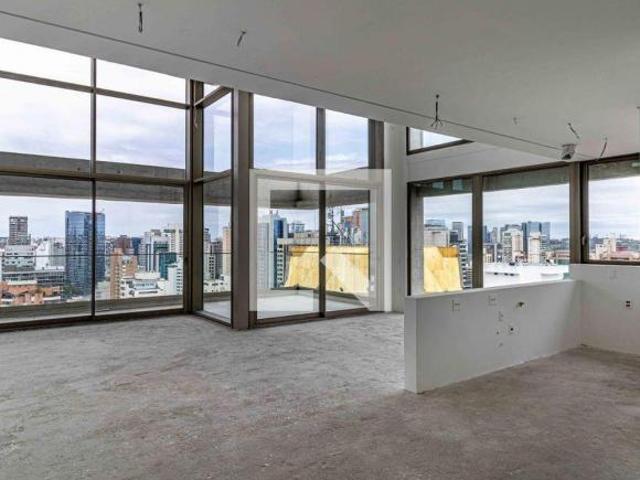 Apartamento à Venda Itaim Bibi, 2 Quartos, 134 m2