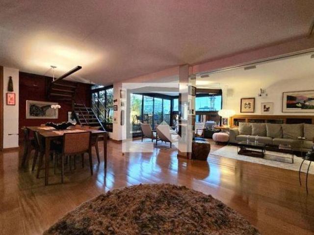 Apartamento à Venda Itaim Bibi, 2 Quartos, 210 m2