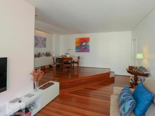 Apartamento à Venda Itaim Bibi, 2 Quartos, 75 m2