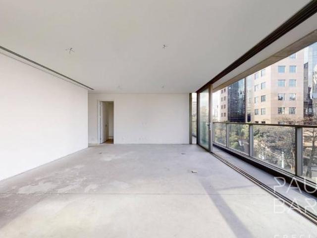 Apartamento à venda Itaim 3 Suítes 4 Vagas 244m²