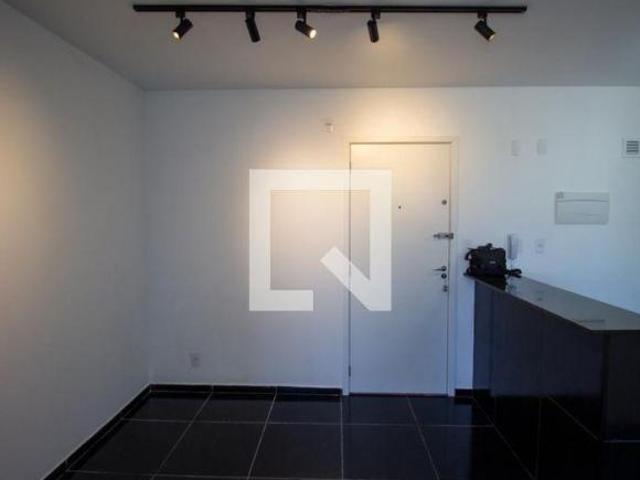 Apartamento à Venda Itaquera, 1 Quarto, 30 m² São Paulo