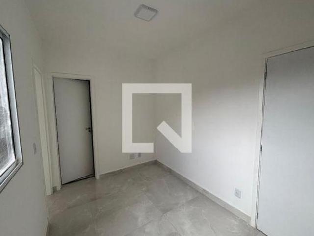 Apartamento à Venda Itaquera, 1 Quarto, 30 m² São Paulo
