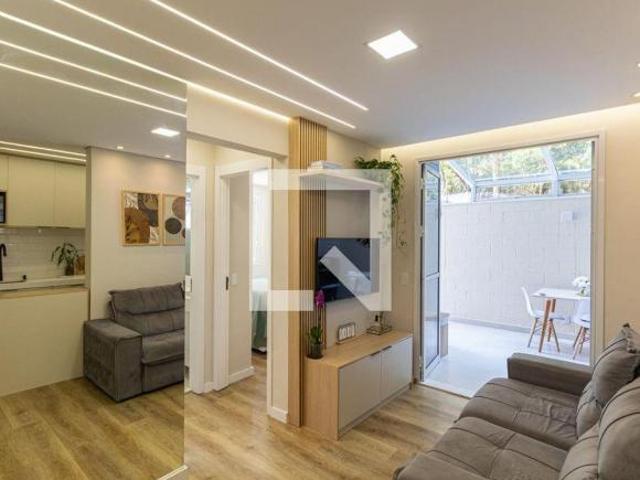Apartamento à Venda Itaquera, 2 Quartos, 75 m2