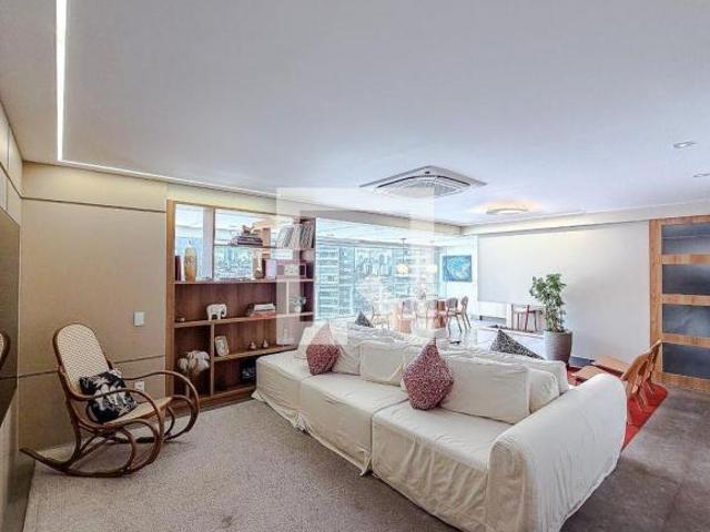 Apartamento à Venda Ipiranga, 3 Quartos, 192 m2
