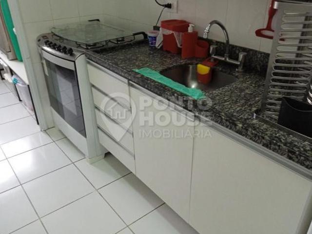 Apartamento à venda Ipiranga, 61m², 2 dormitórios, 1 suíte e 1 vaga
