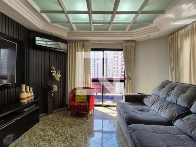 Apartamento à Venda Jardim, 4 Quartos, 202 m2