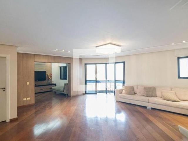 Apartamento à Venda Jardim, 4 Quartos, 211 m2