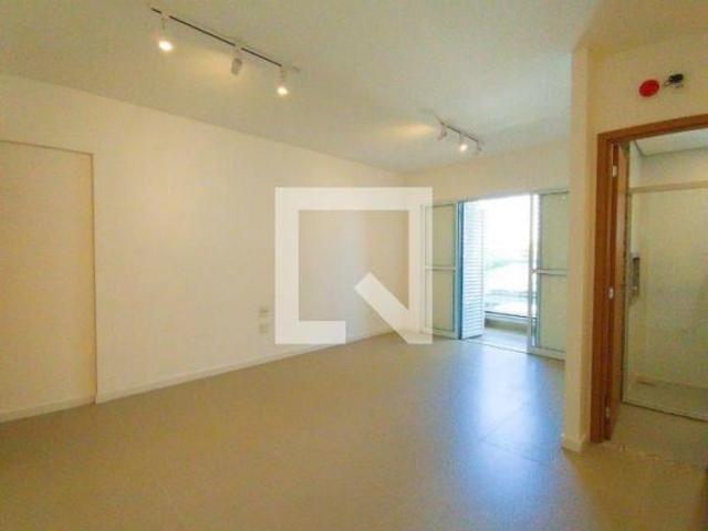 Apartamento à Venda Jardim, 1 Quarto, 30 m² Santo André