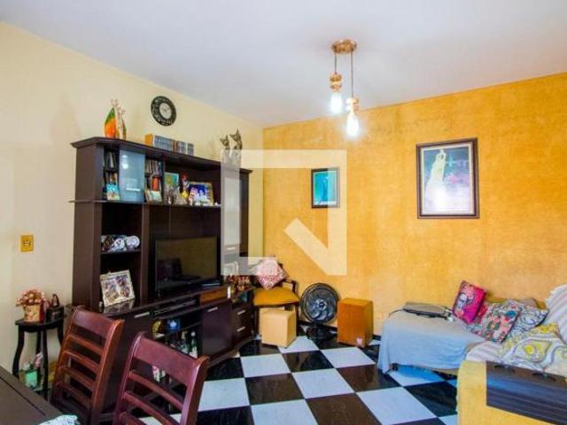 Apartamento à Venda Jardim, 2 Quartos, 68 m2
