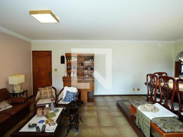 Apartamento à Venda Jardim, 3 Quartos, 137 m2