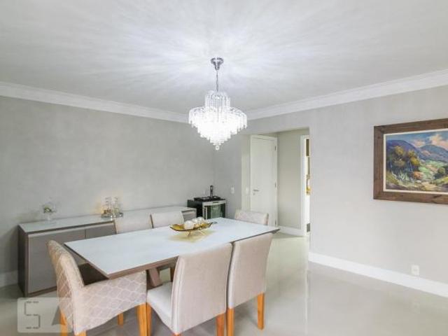 Apartamento à Venda Jardim, 3 Quartos, 170 m2