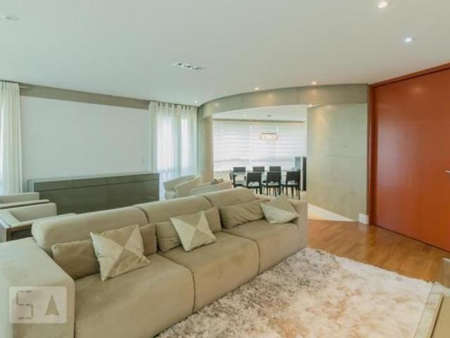 Apartamento à Venda Jardim, 3 Quartos, 200 m2