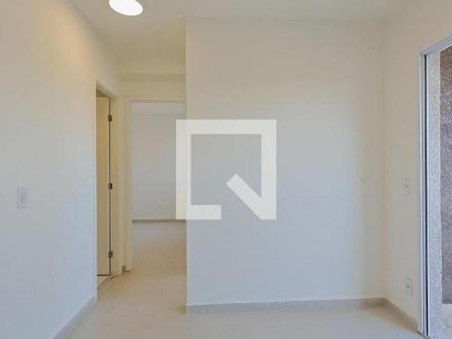Apartamento à Venda Jardim Umuarama, 2 Quartos, 40 m2