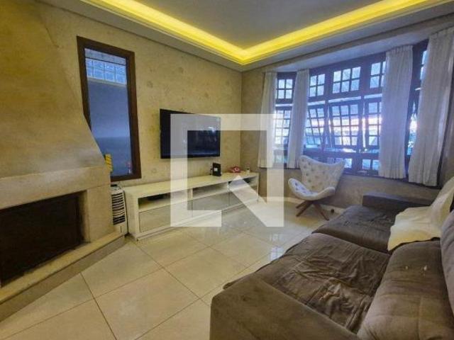 Apartamento à Venda Jardim Umuarama, 3 Quartos, 220 m2